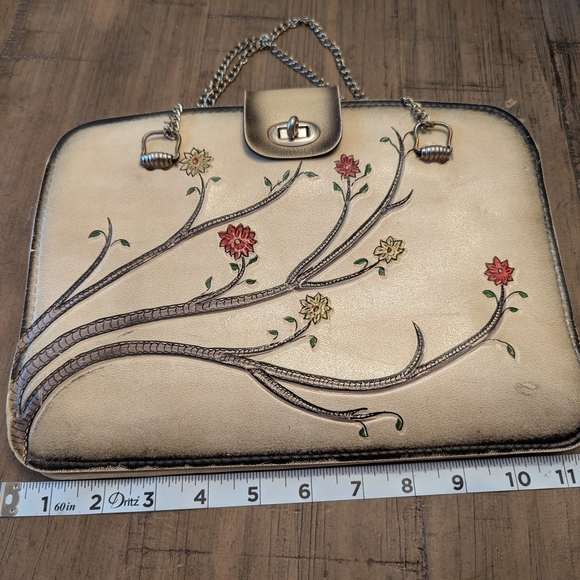 Source Unknown | Bags | Vintage Leather 3 Pocket Flower Stamped Purse ...